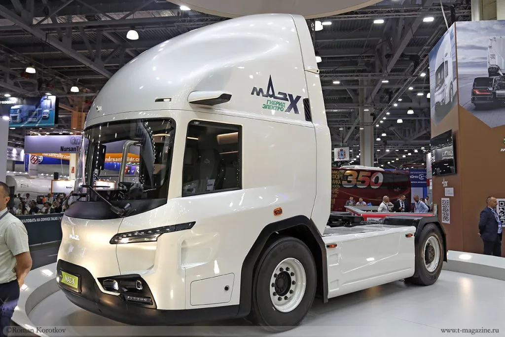 «МАЗ» представил уникальный гибридный тягач МАZ-X | Техцентры Сотранс